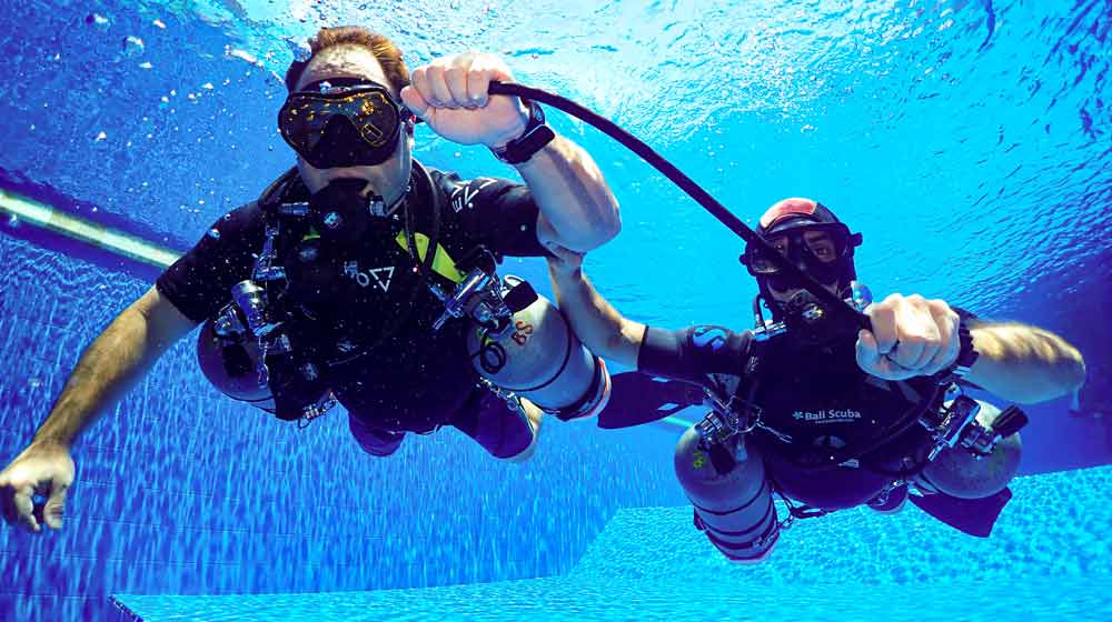 PADI Sidemount Course Bali